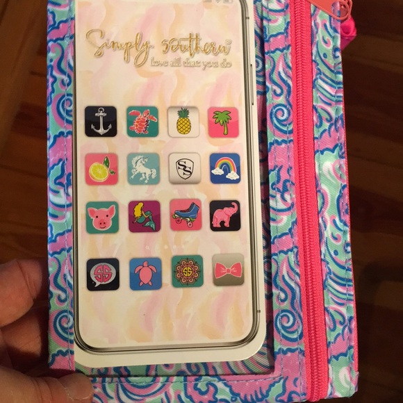 Simply Southern | Accessories | Nwt Simply Southern Phone Pouch | Poshmark